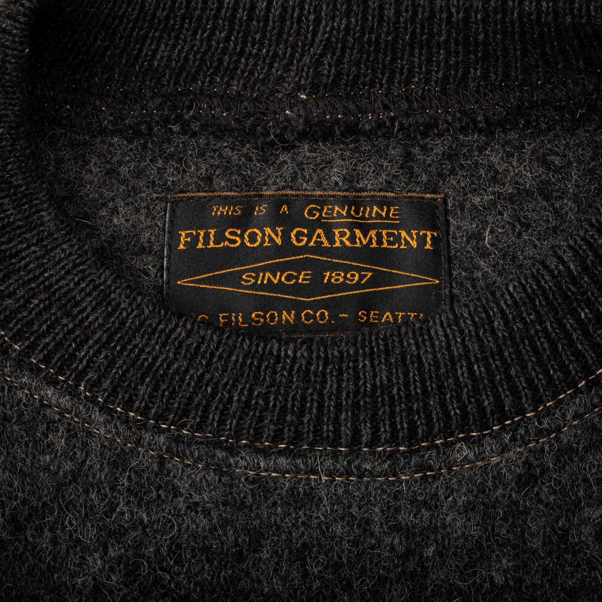 Filson Keyport Wool Crewneck in Charcoal Heather