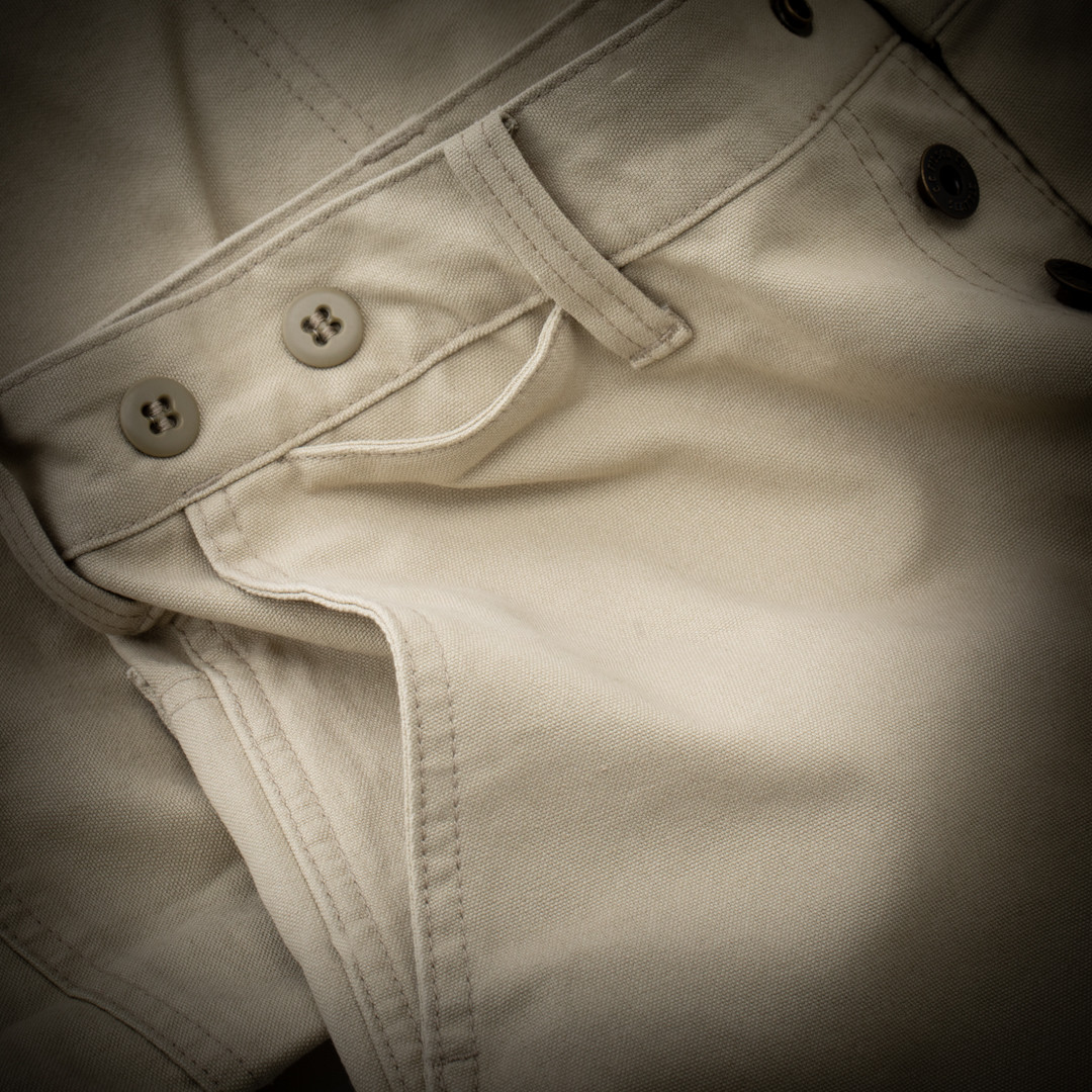 Filson Dry Tin Shorts in Surplus Tan