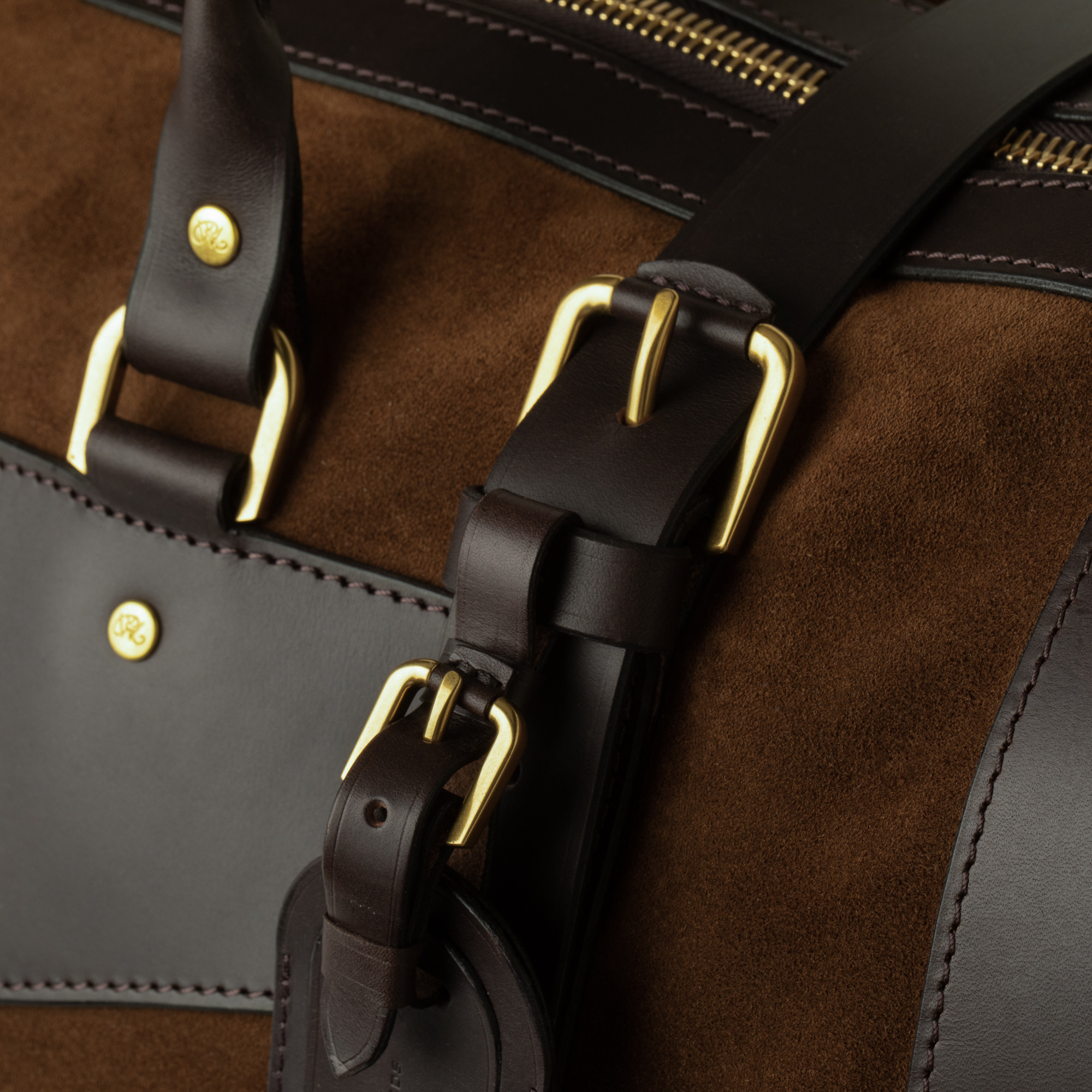 Sutherland Bag Medium in Walnut Suede