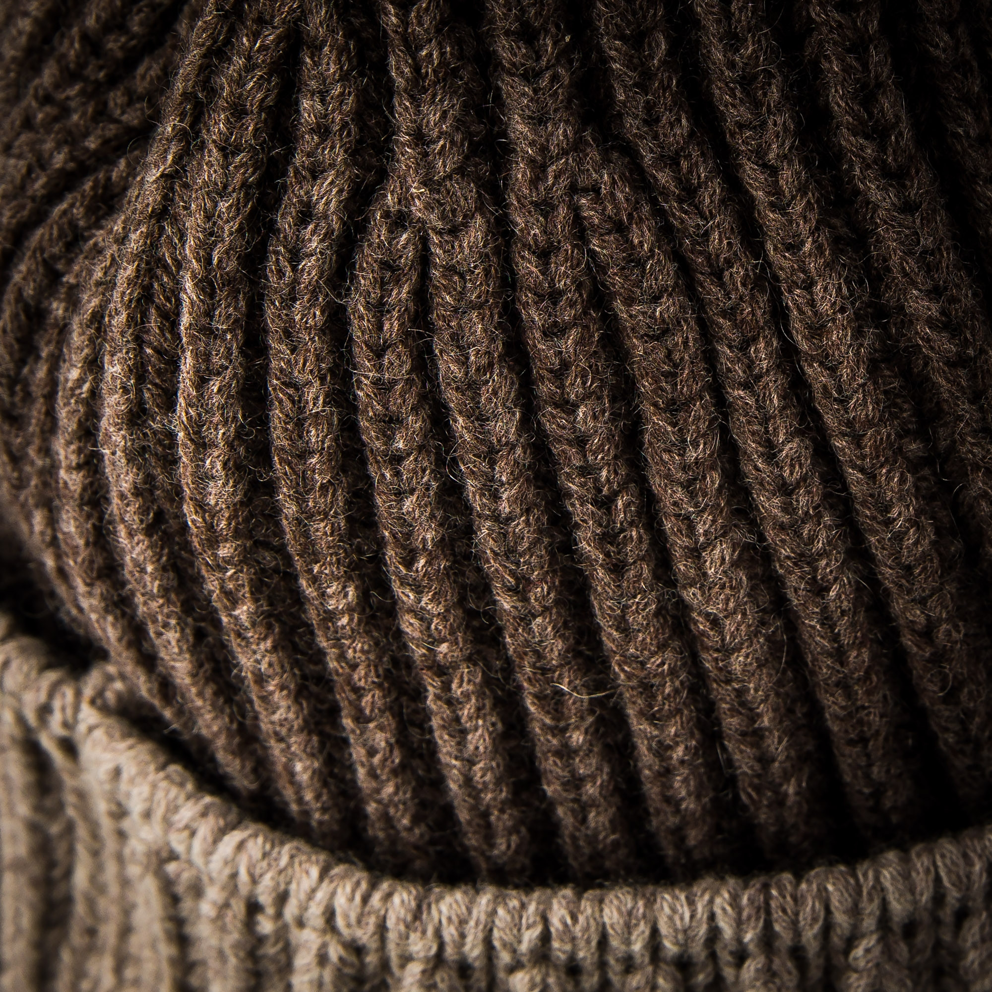 Doriani - Knitted Two Tone Cashmere Hat in Brown